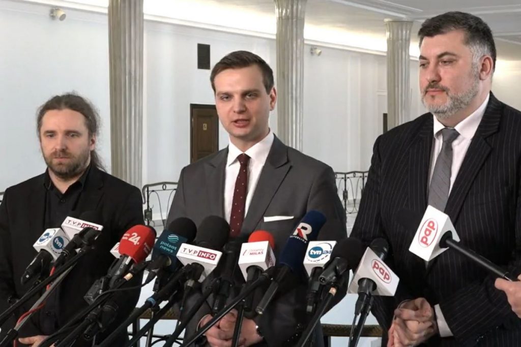 Dziambor, Kulesza i Sośnierz odchodzą z partii KORWiN. Co dalej z Konfederacją? - NCZAS.COM