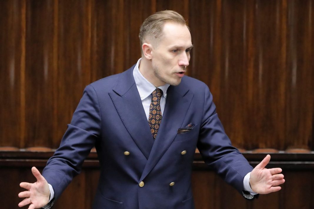 PiS uderzy w kolejną branżę? Berkowicz ALARMUJE: Nadchodzi fatalna ...