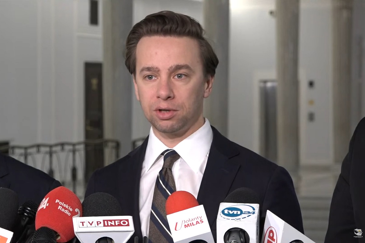 Krzysztof Bosak: "Dziura budżetowa Morawieckiego ma wynieść 500 ...