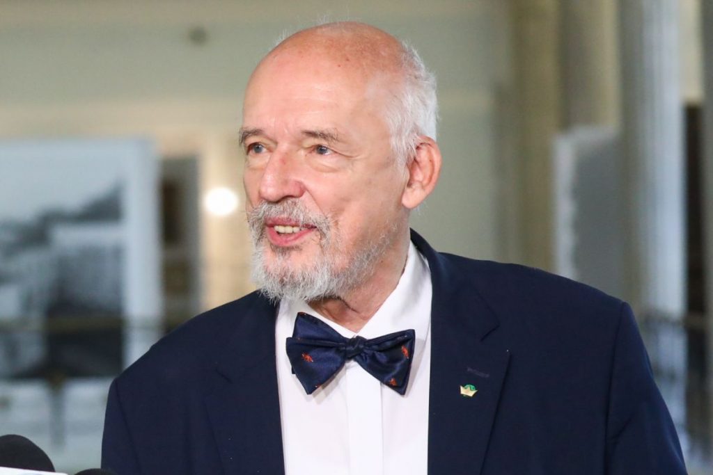 Korwin-Mikke: Umowy o pracę dzielą się na śmieciowe i g*wniane [FOTO ...