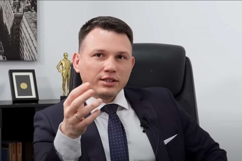 Mentzen obnaża hasło PO. "Nie wystarczy odsunąć PiS od władzy, trzeba ...