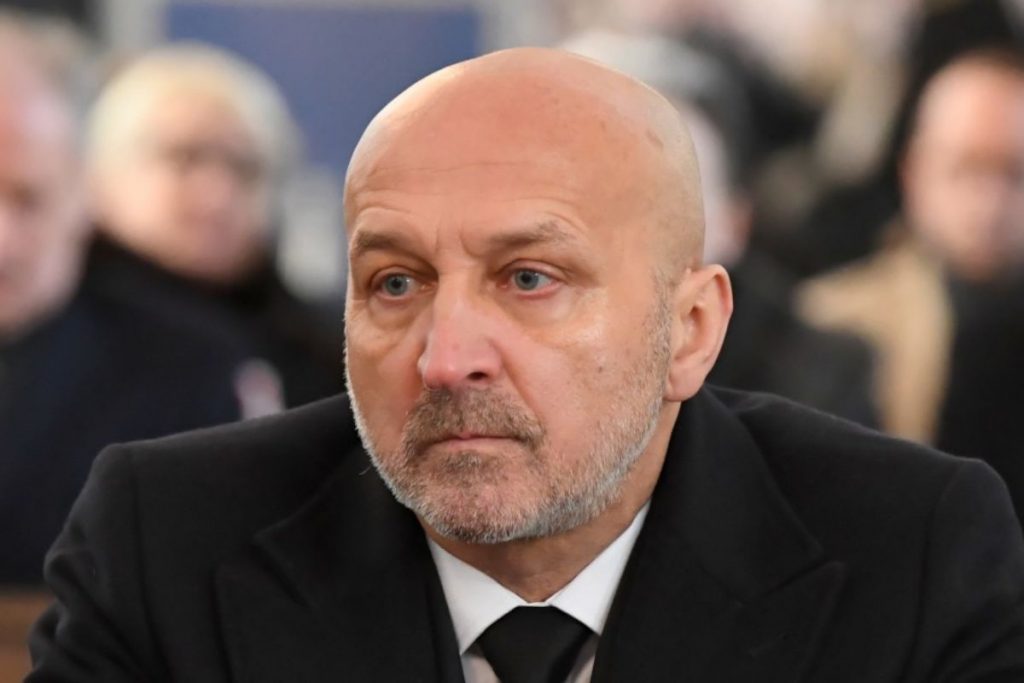 Prokuratura prowadzi śledztwo ws. Marcinkiewicza. Były premier ...