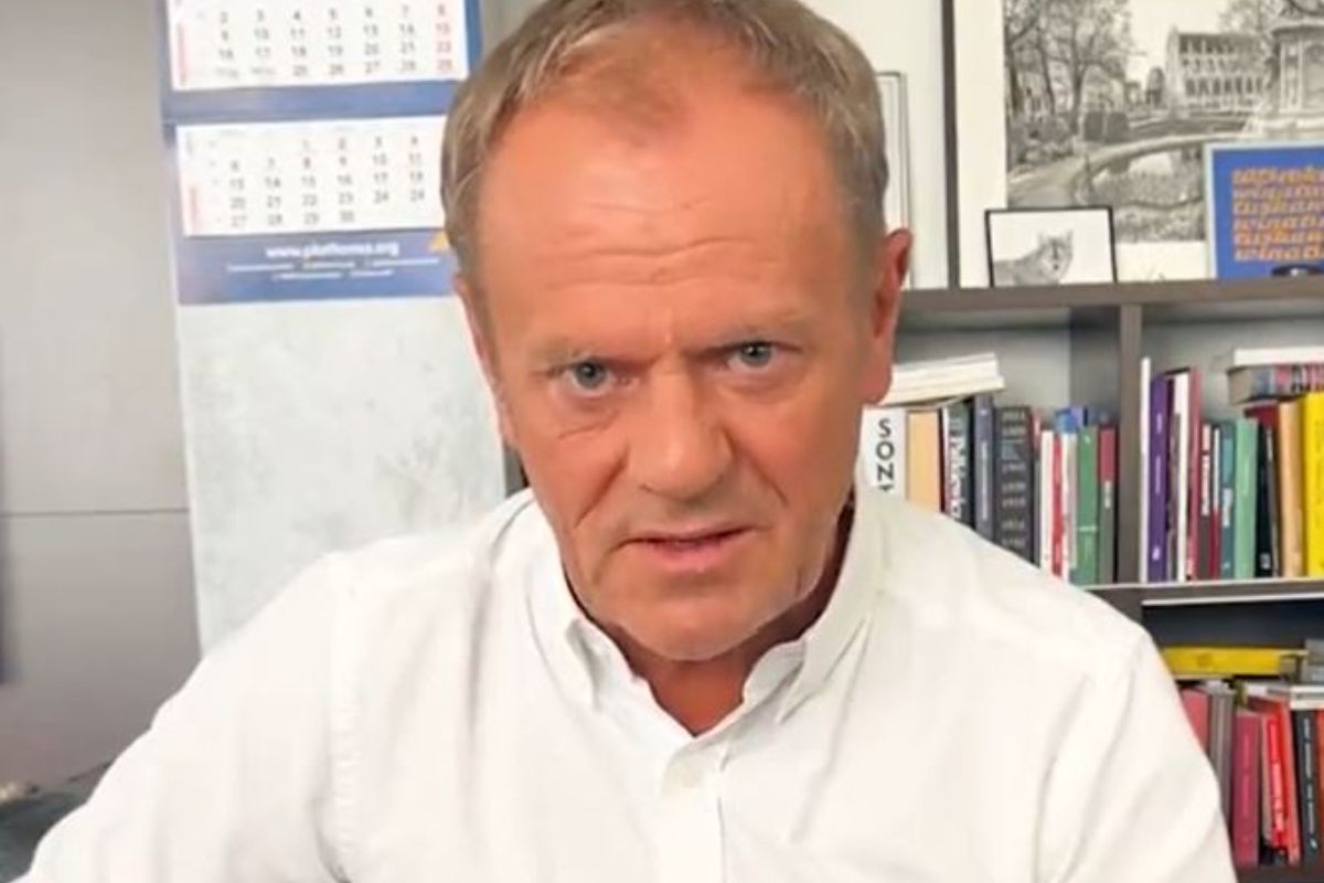 Tusk uderza w Morawieckiego. Rzecznik rządu odpowiada - NCZAS.COM